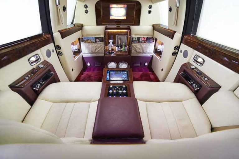 Rolls Royce - VIP | LimousinesWorld